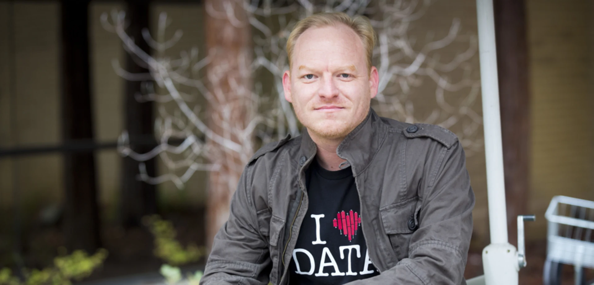 How LinkedIn’s “Hacker-In-Residence” Transformed An Ordinary Job Into A ...