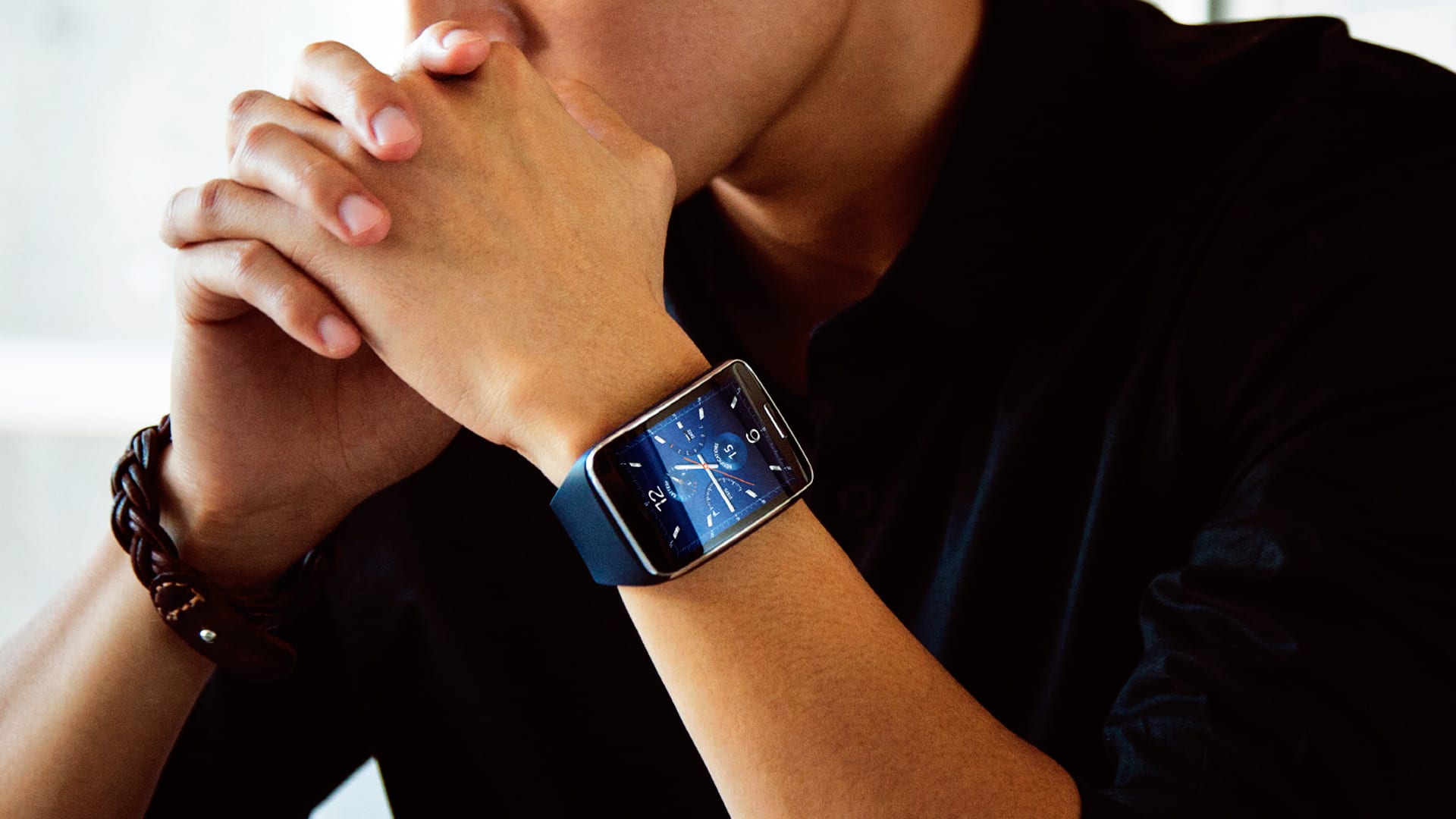 In Defense Of Ridiculously Large Smartwatches - Fast Company