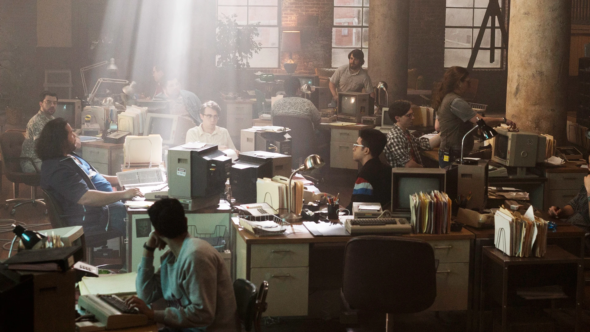 Welcome To 1986: Inside "Halt And Catch Fire's" High-Tech Time Machine ...