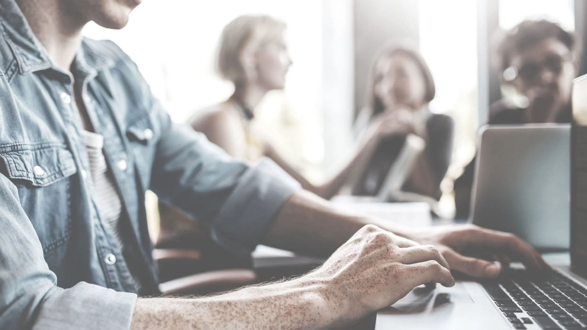 This Job Platform Is For Undergrads Who Get Nowhere On LinkedIn - Fast ...