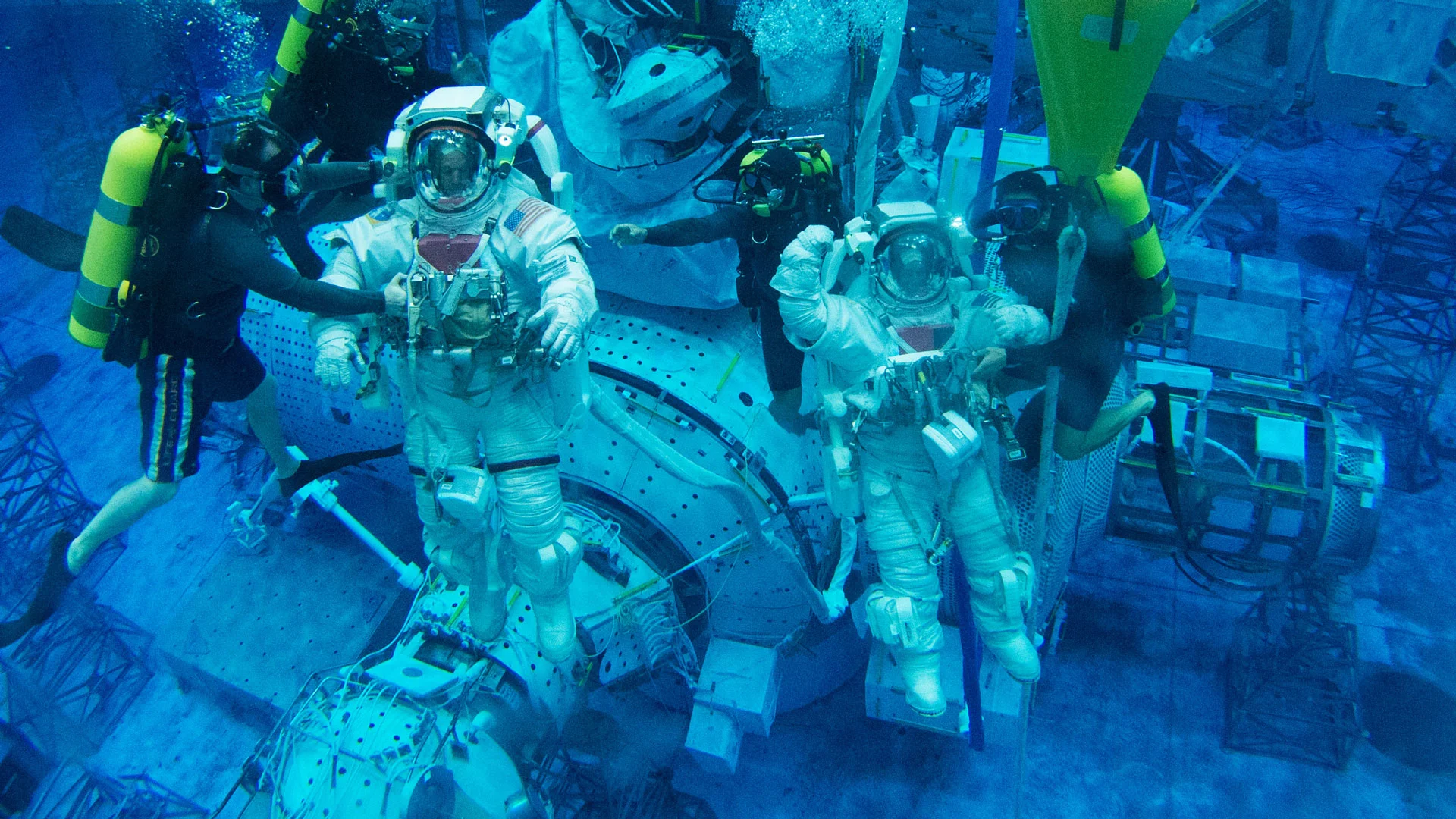 VR Masters Show Us What Astronaut Training Looks Like From The Inside ...