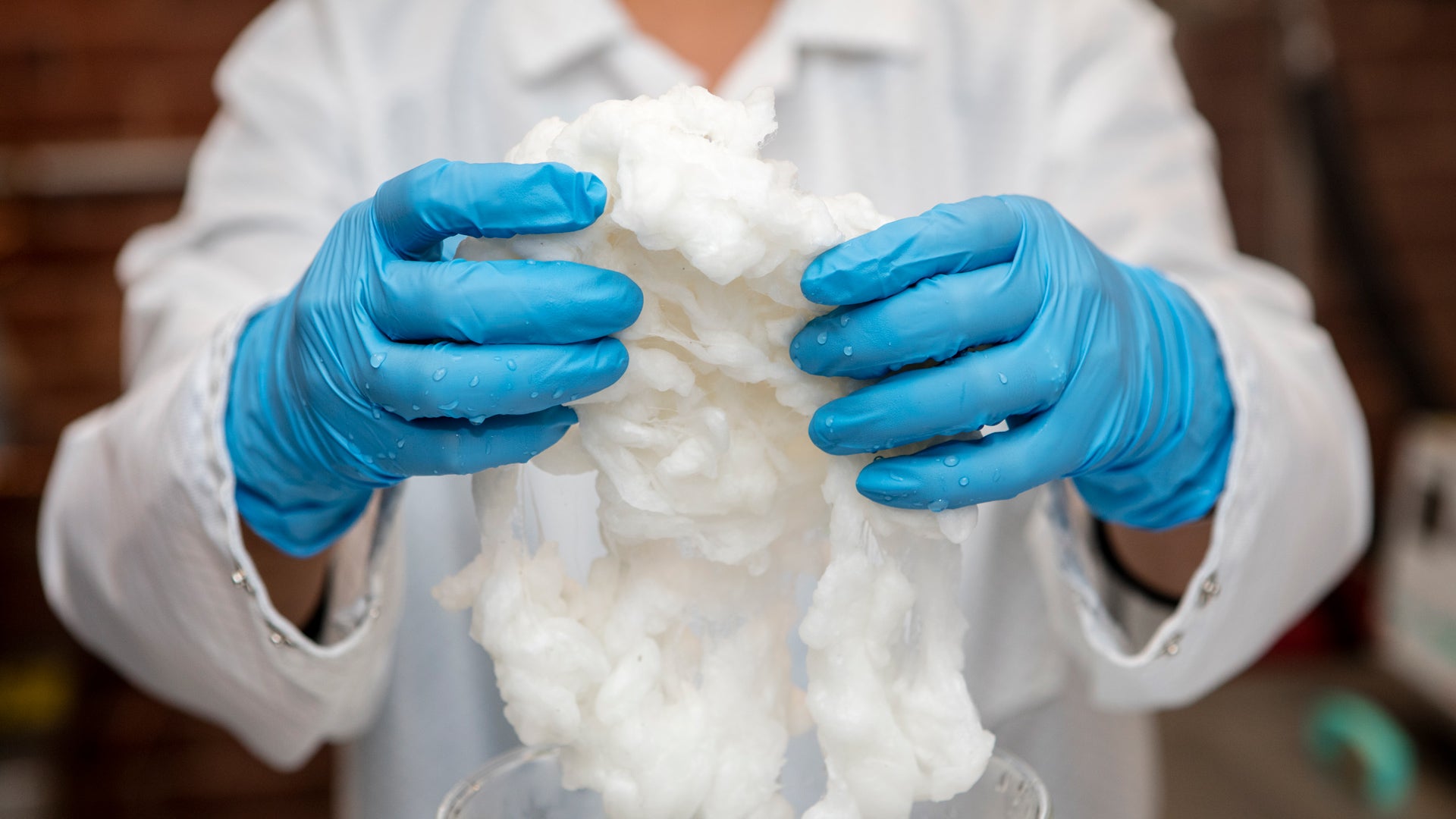 This Natural Liquid Silk Is Starting To Replace Oil-Based Plastic ...