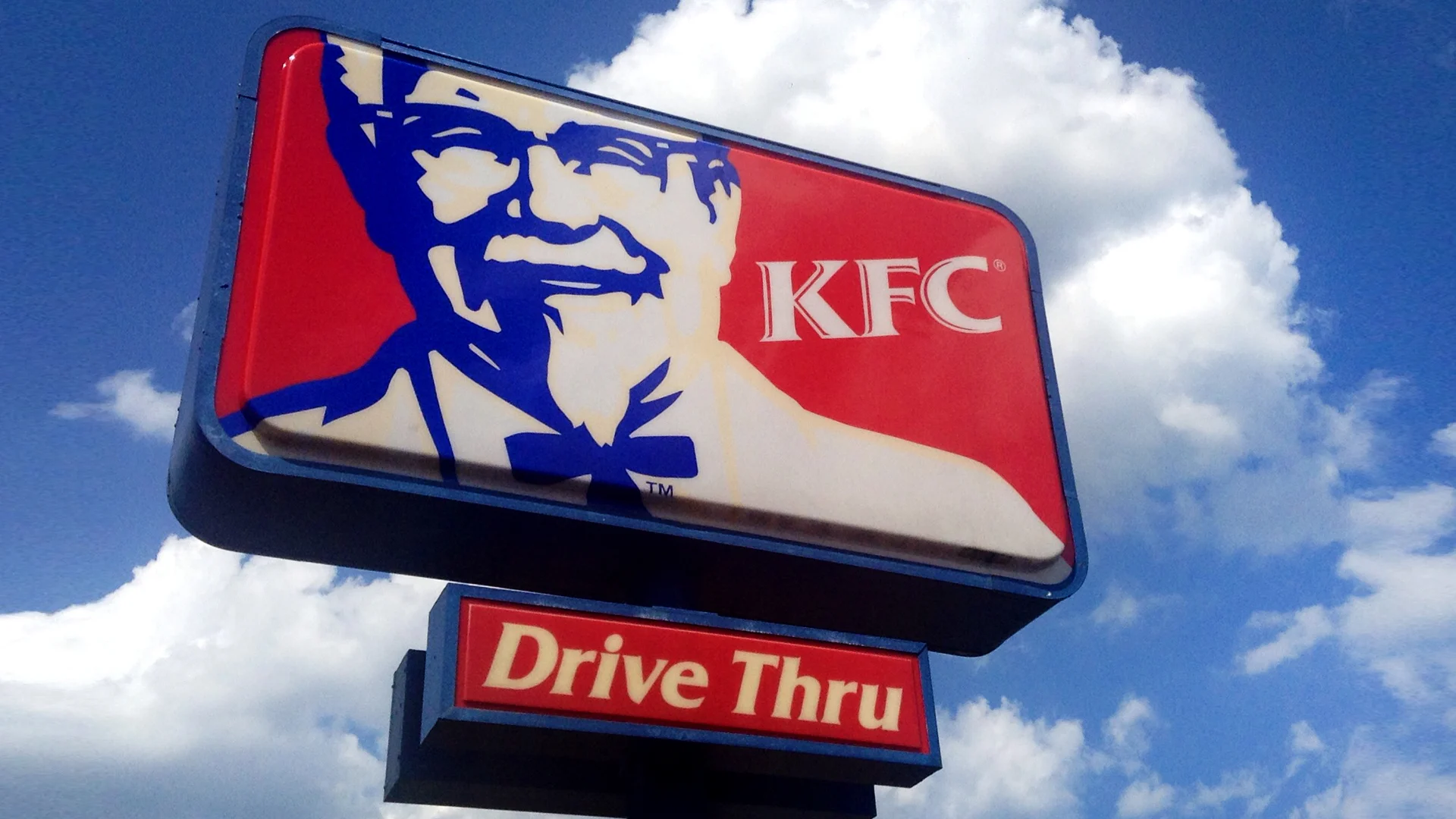 KFC Just Trolled President Trump In The Fast-Foodiest Way Possible ...