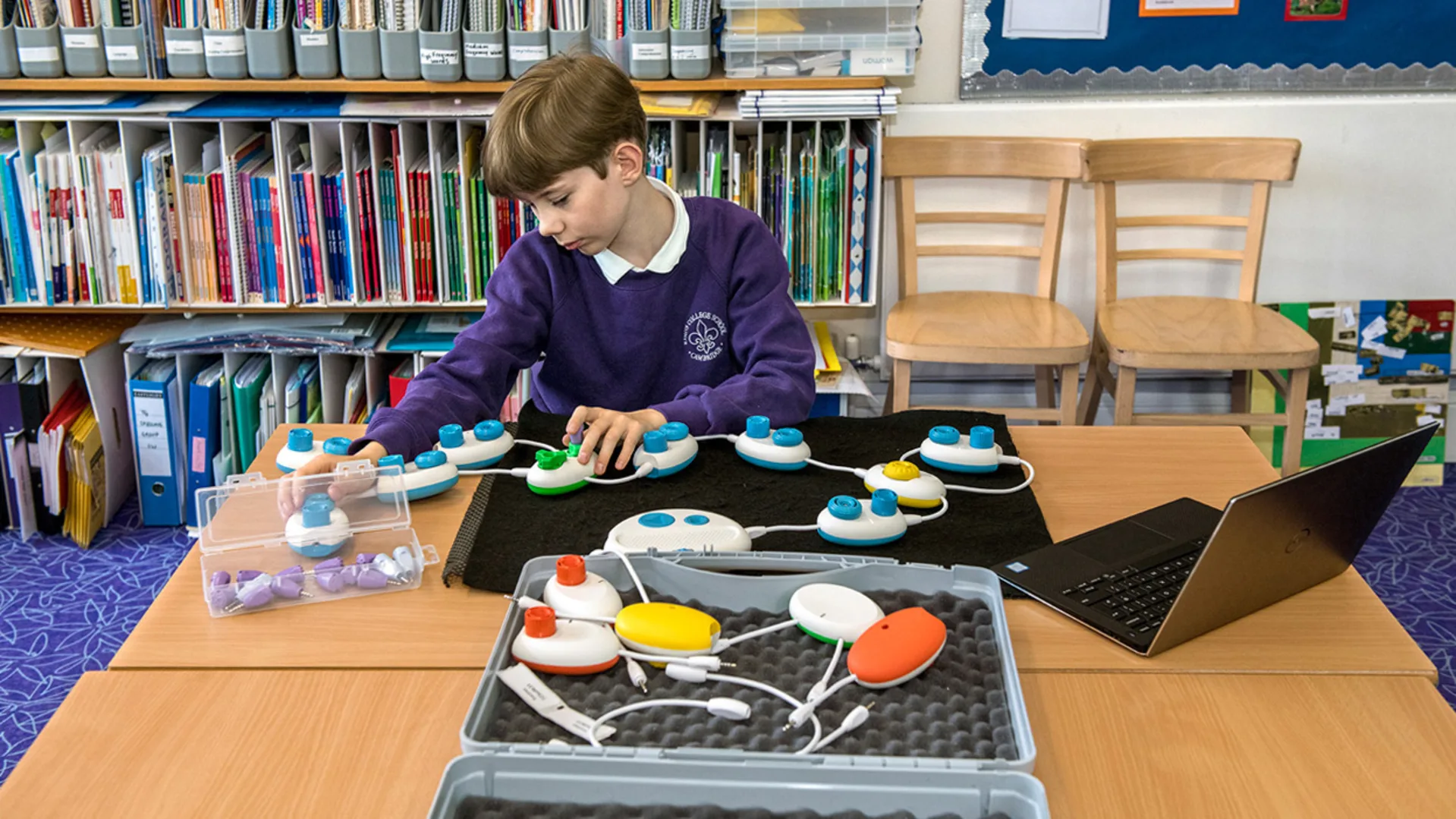 These tactile blocks teach blind kids to code - Fast Company