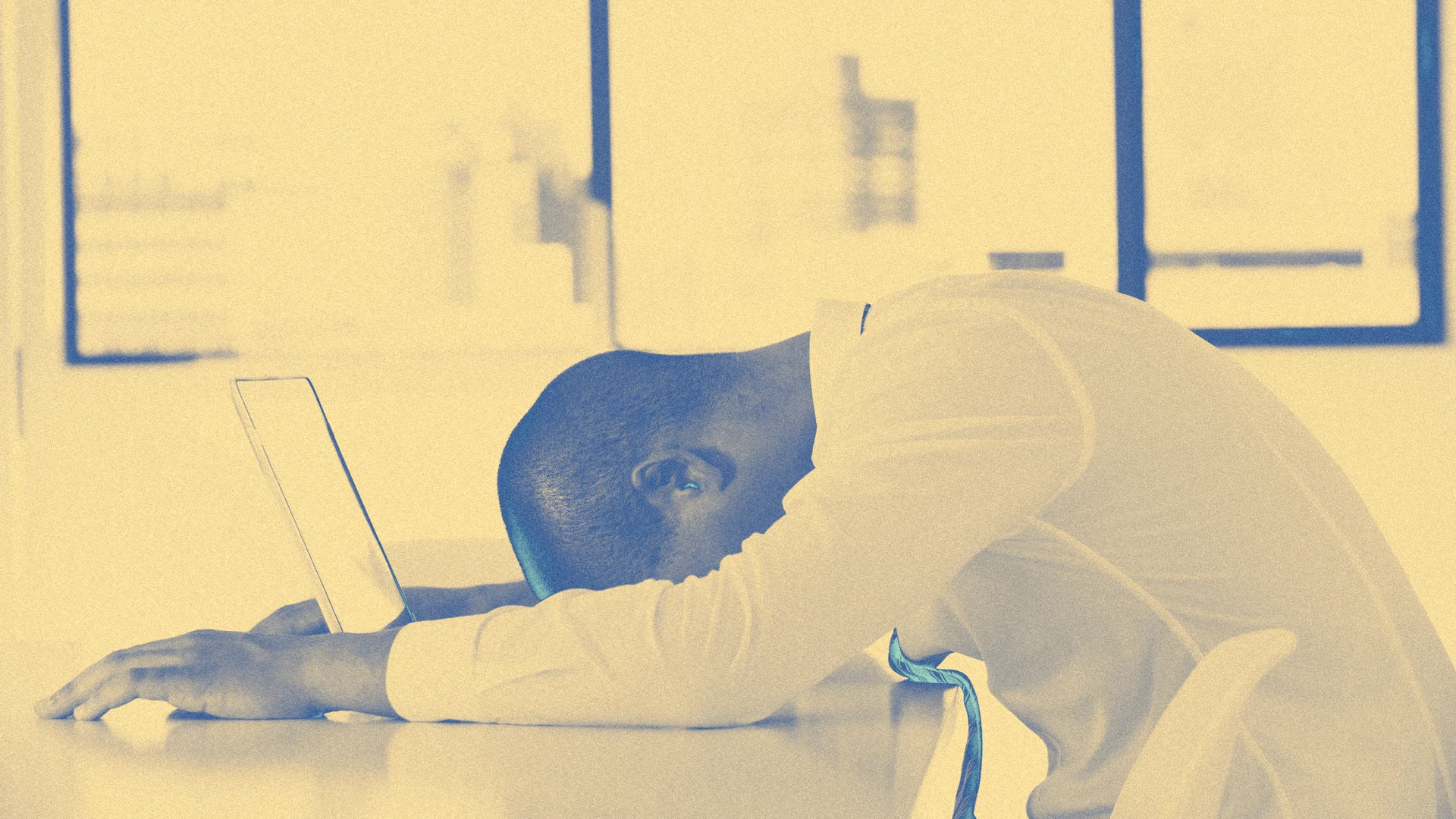 One of your employees screwed up. Here's how to handle the situation ...