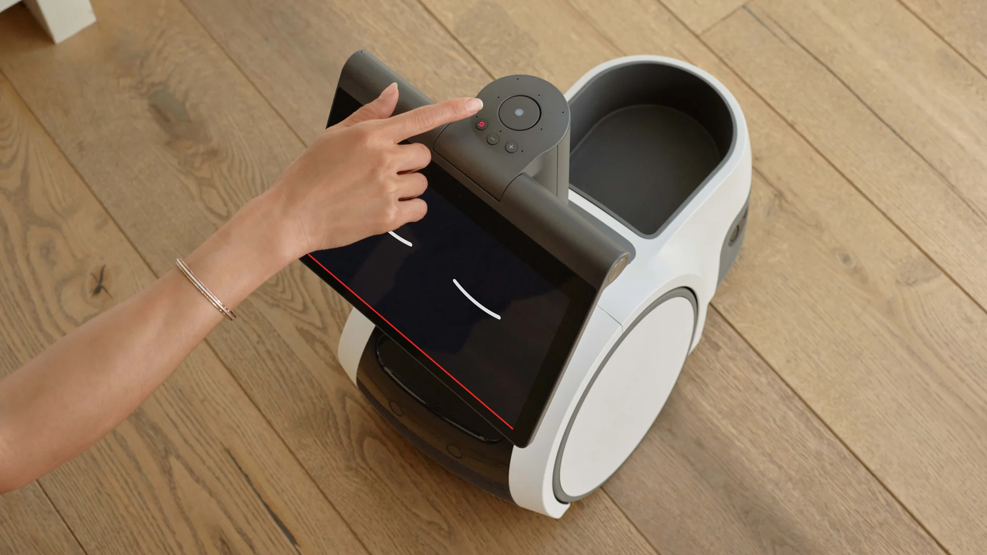 Amazon's Astro robot tries too hard yet doesn't do enough - Fast Company