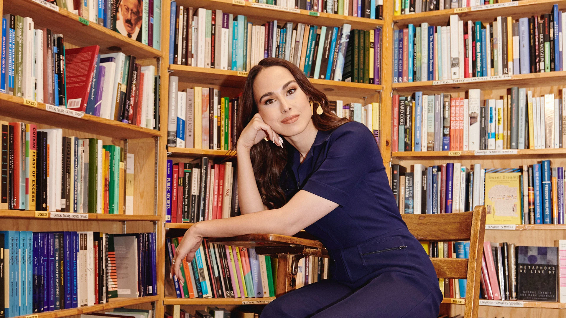 Phenomenal woman Meena Harris makes the leap from T-shirt branding to ...