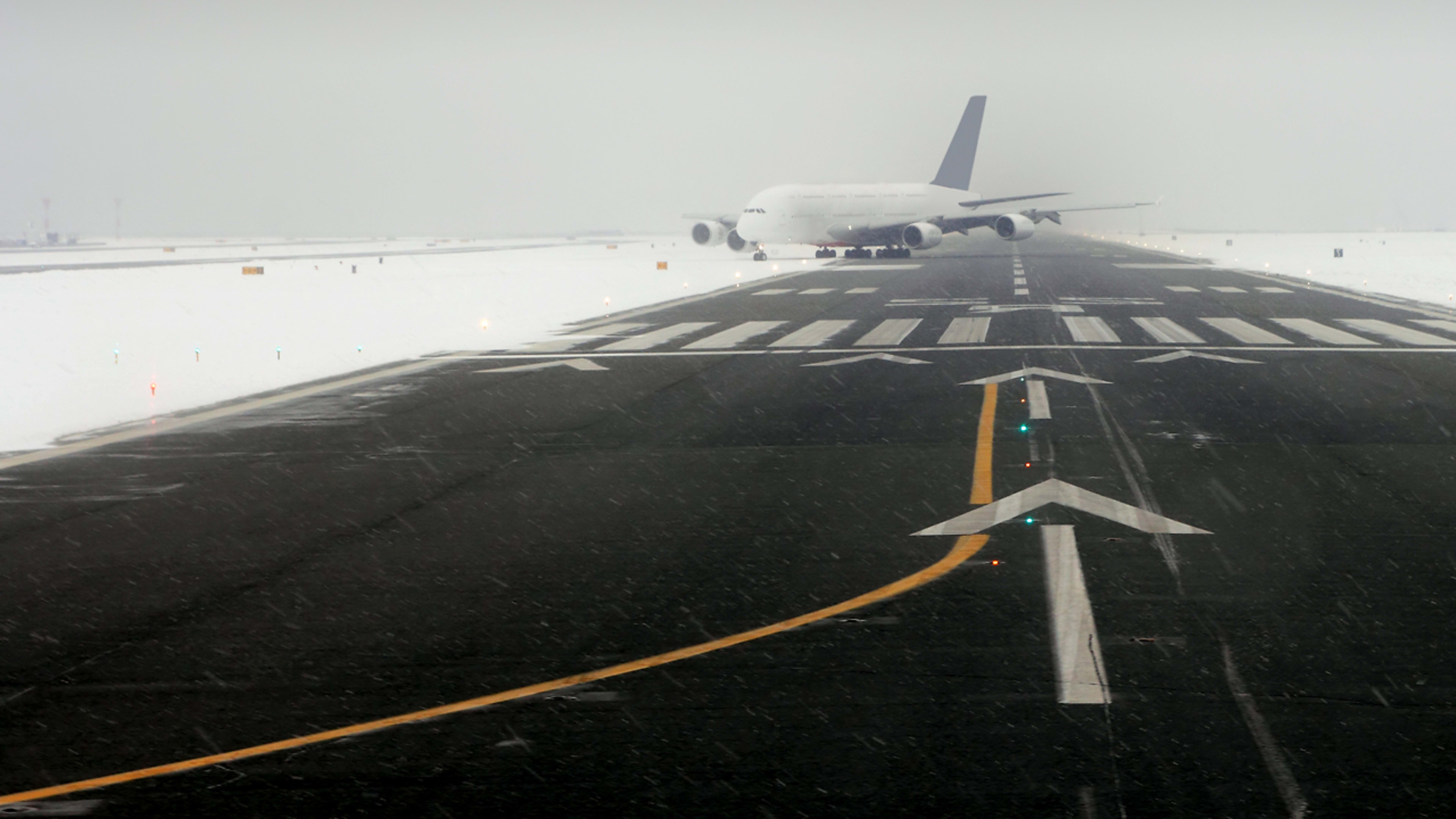Keeping Airport Runways Clear In Winter, With Heat Saved From The ...