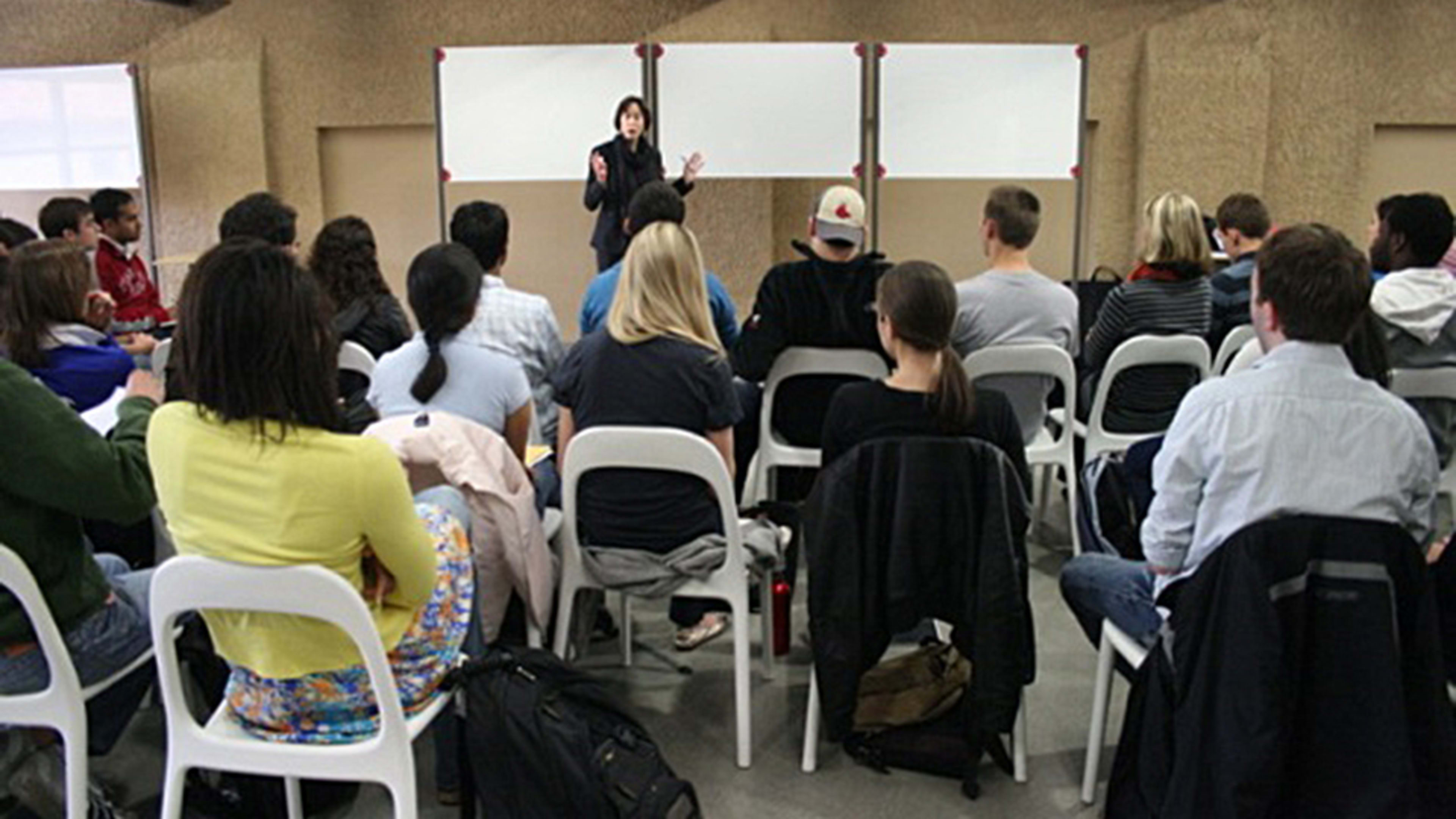 Fluid Dynamics: The Flexible, Transformable d.school Classrooms - Fast ...