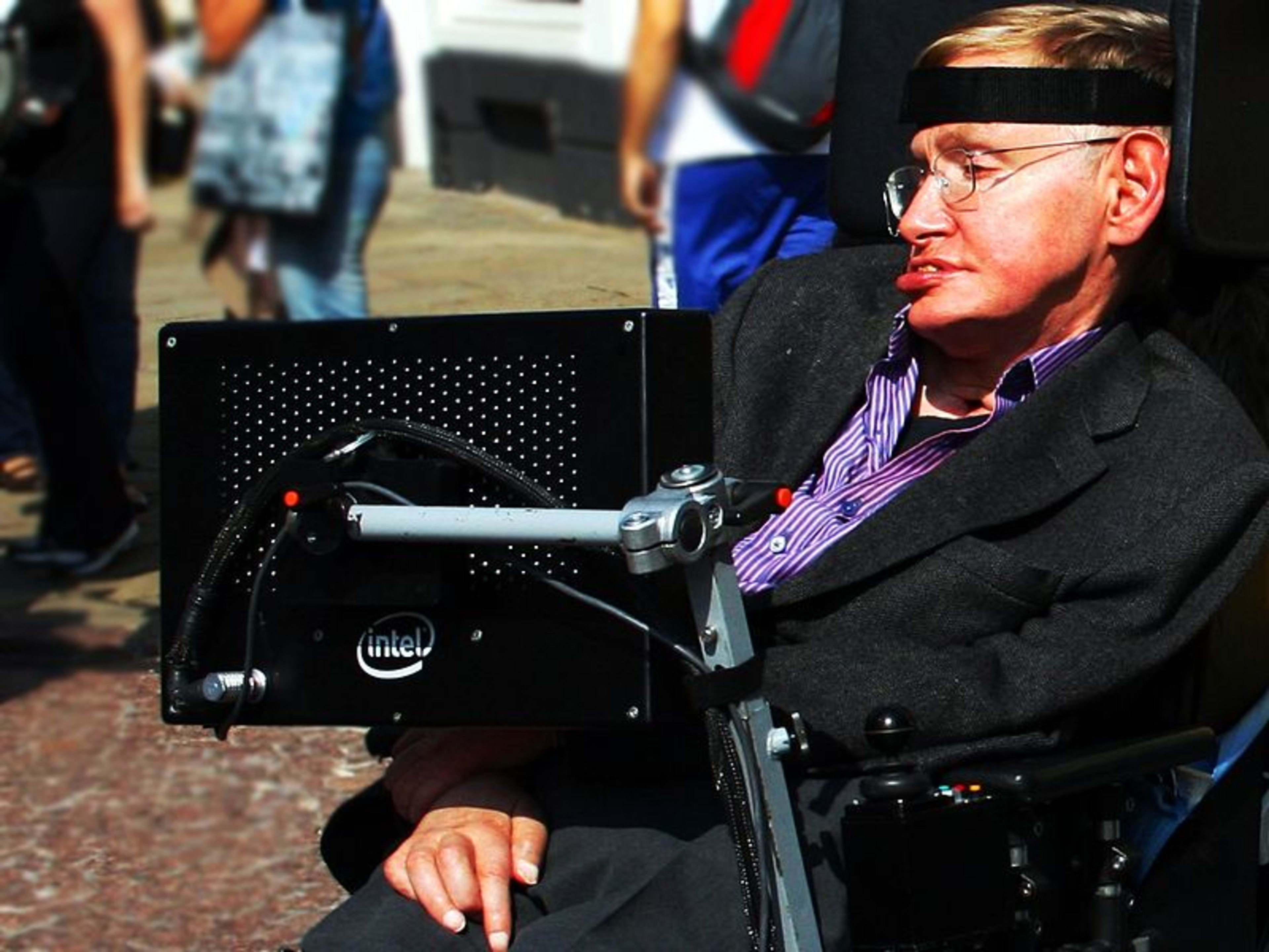 Stephen Hawking Joins Anti-Robot Apocalypse Think Tank - Fast Company