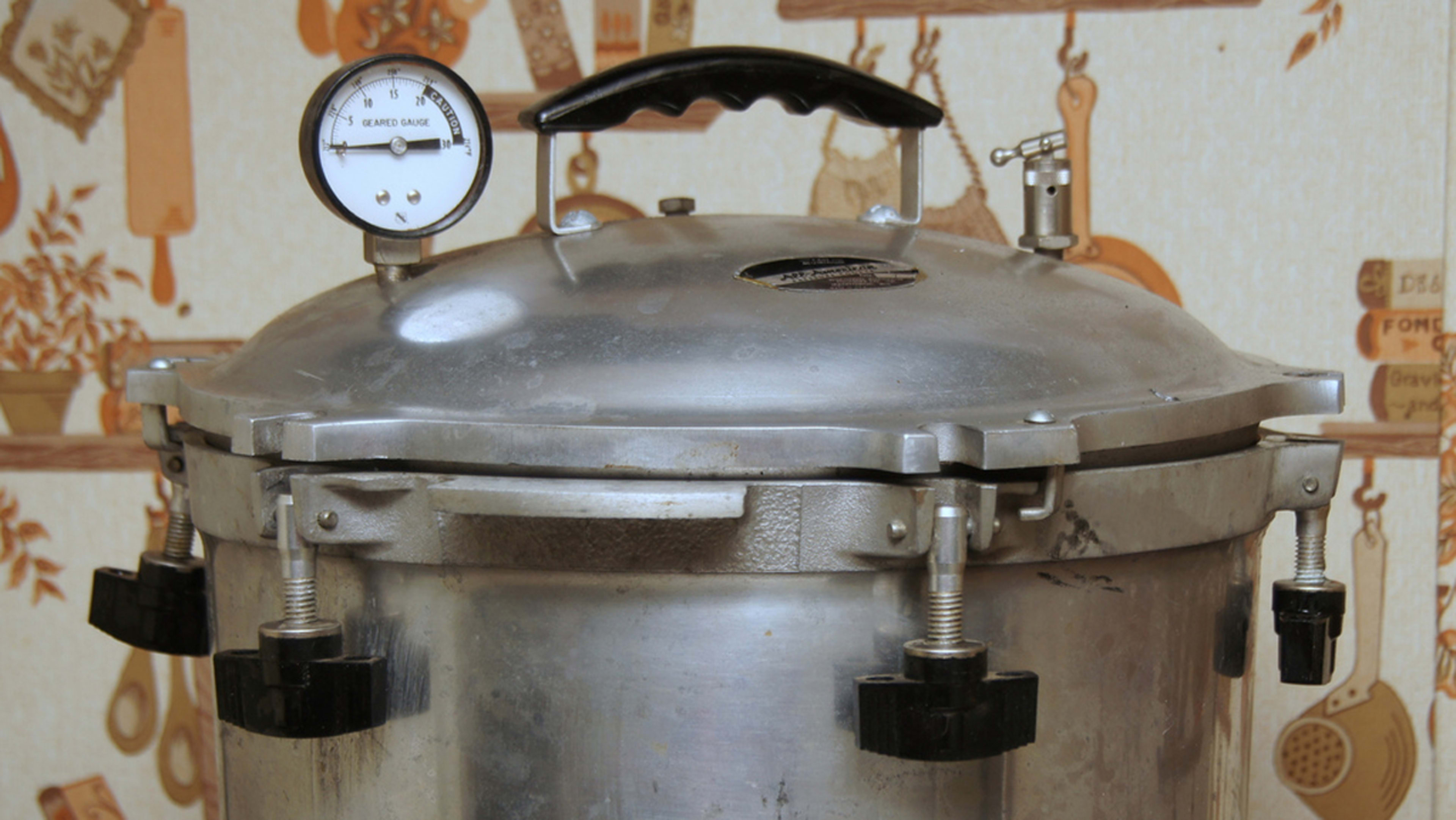 Homeland Security Warned In 2004, 2010 Of Pressure Cooker Bombs Like ...