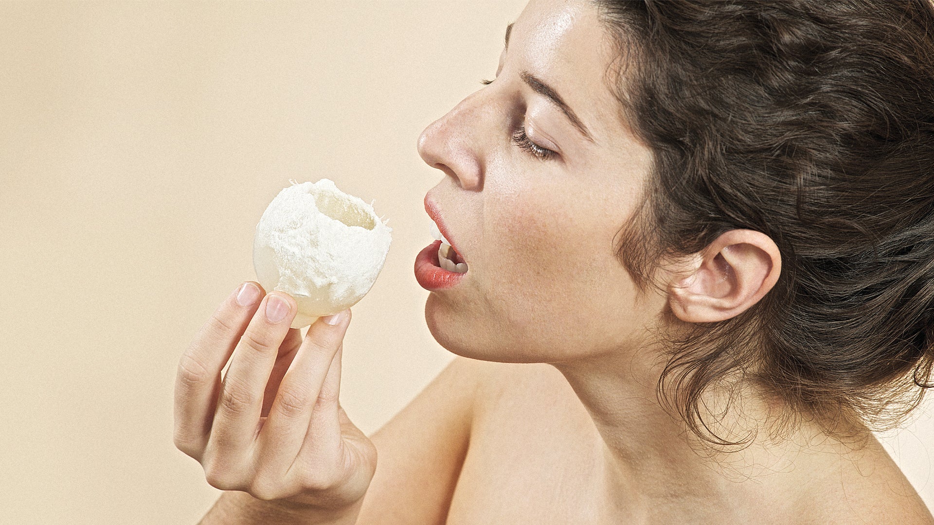 This Home-Grown Fungi Will Eat Your Plastic Trash (And Then You Can Eat ...