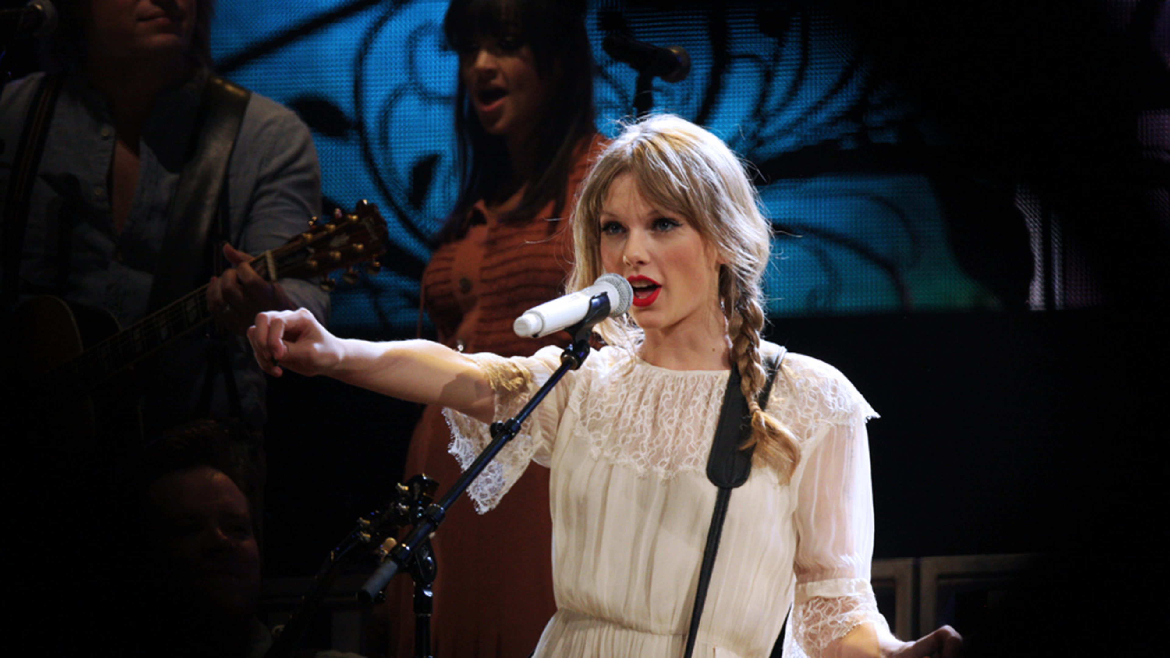 On A Trademark Rampage, Taylor Swift Targets Etsy Sellers - Fast Company