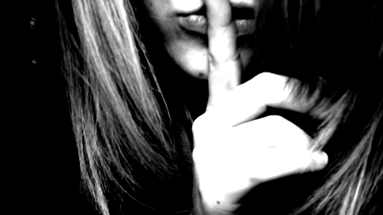 5 Strategies To Stop Coworkers From Interrupting You All The Time ...