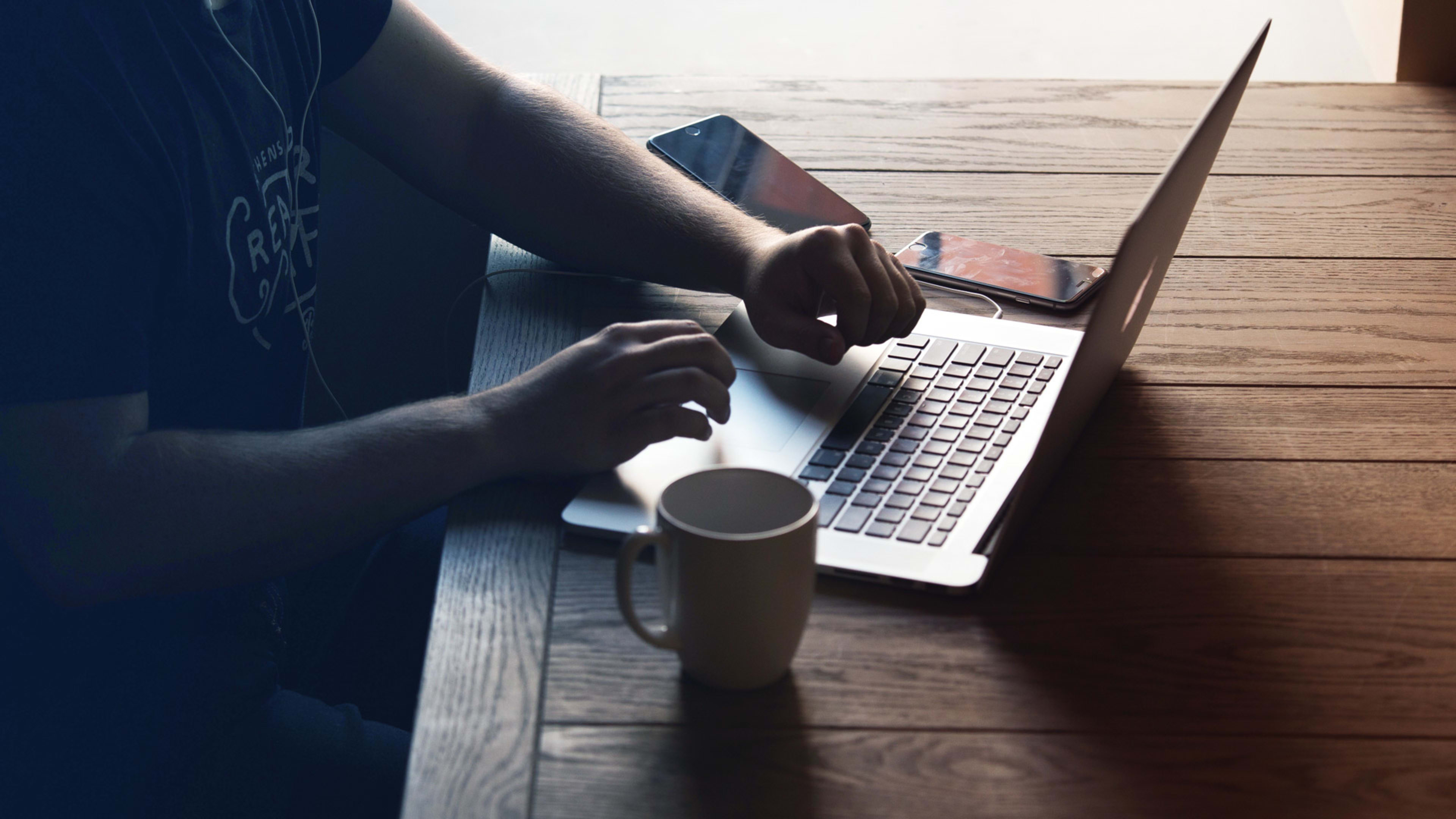 Exactly How To Spend The Last Hour Of Your Workday - Fast Company