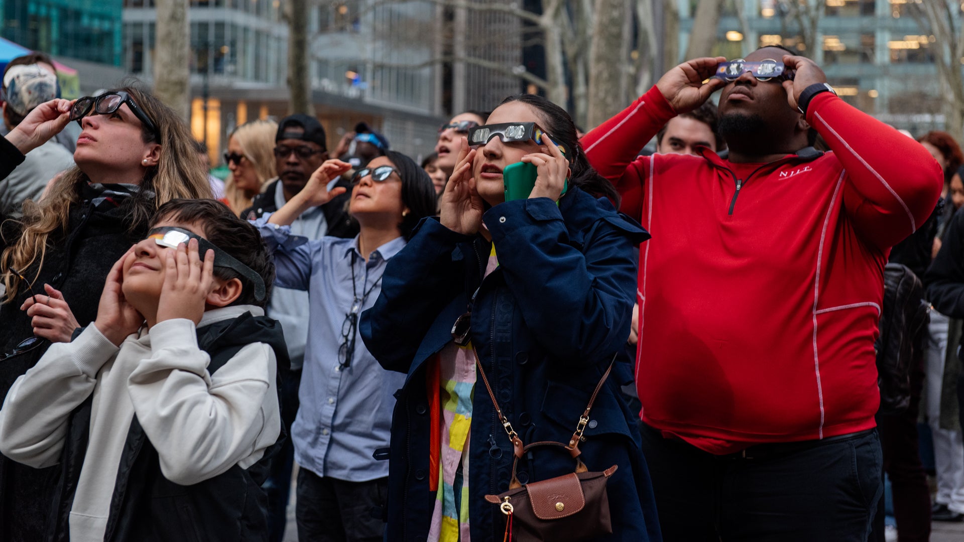 Photos: What it was like to watch the 2024 solar eclipse from NYC ...