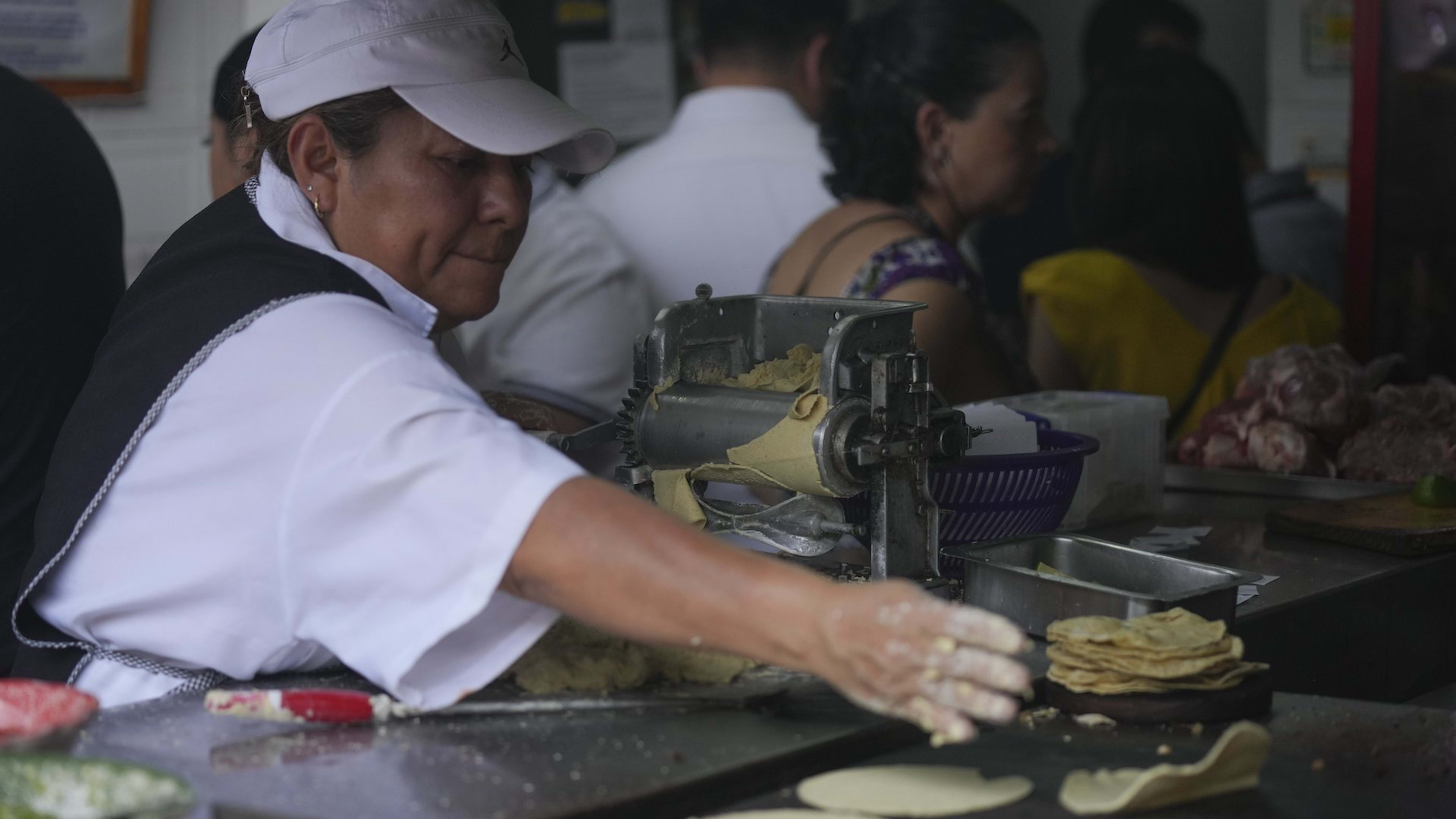 First Mexican taco stand to earn a Michelin star brings the heat - Fast ...