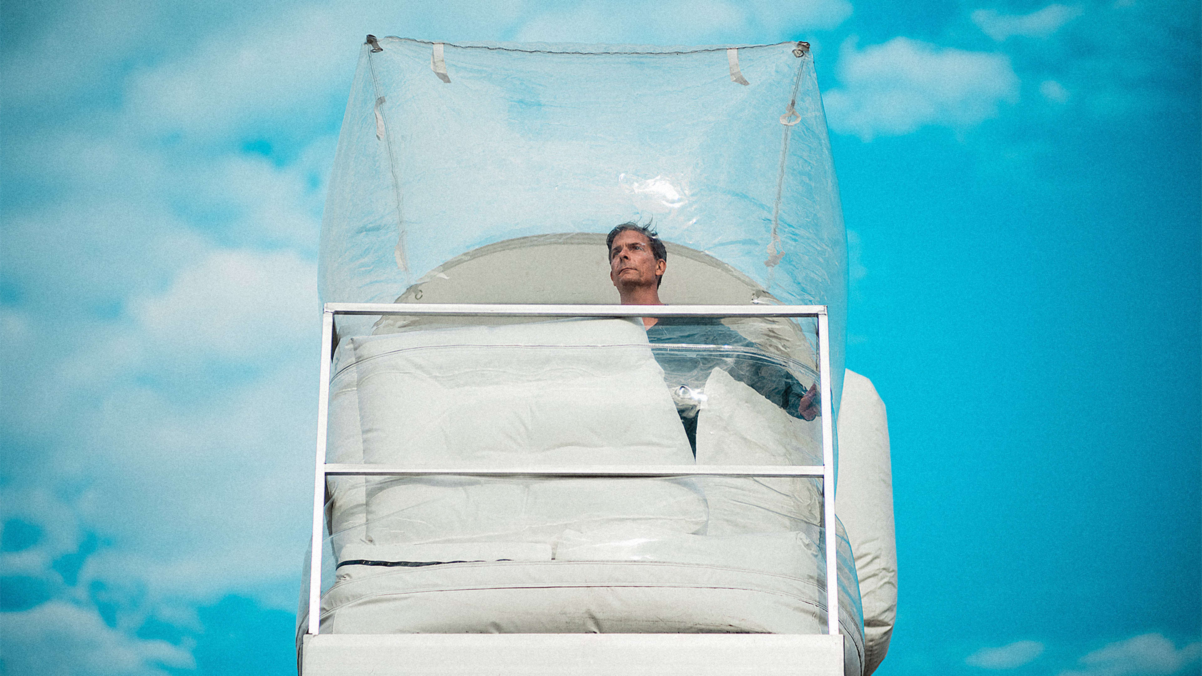 Brooklyn's Latest High-Rise? An Inflatable Hotel Room On A Scissor Lift ...