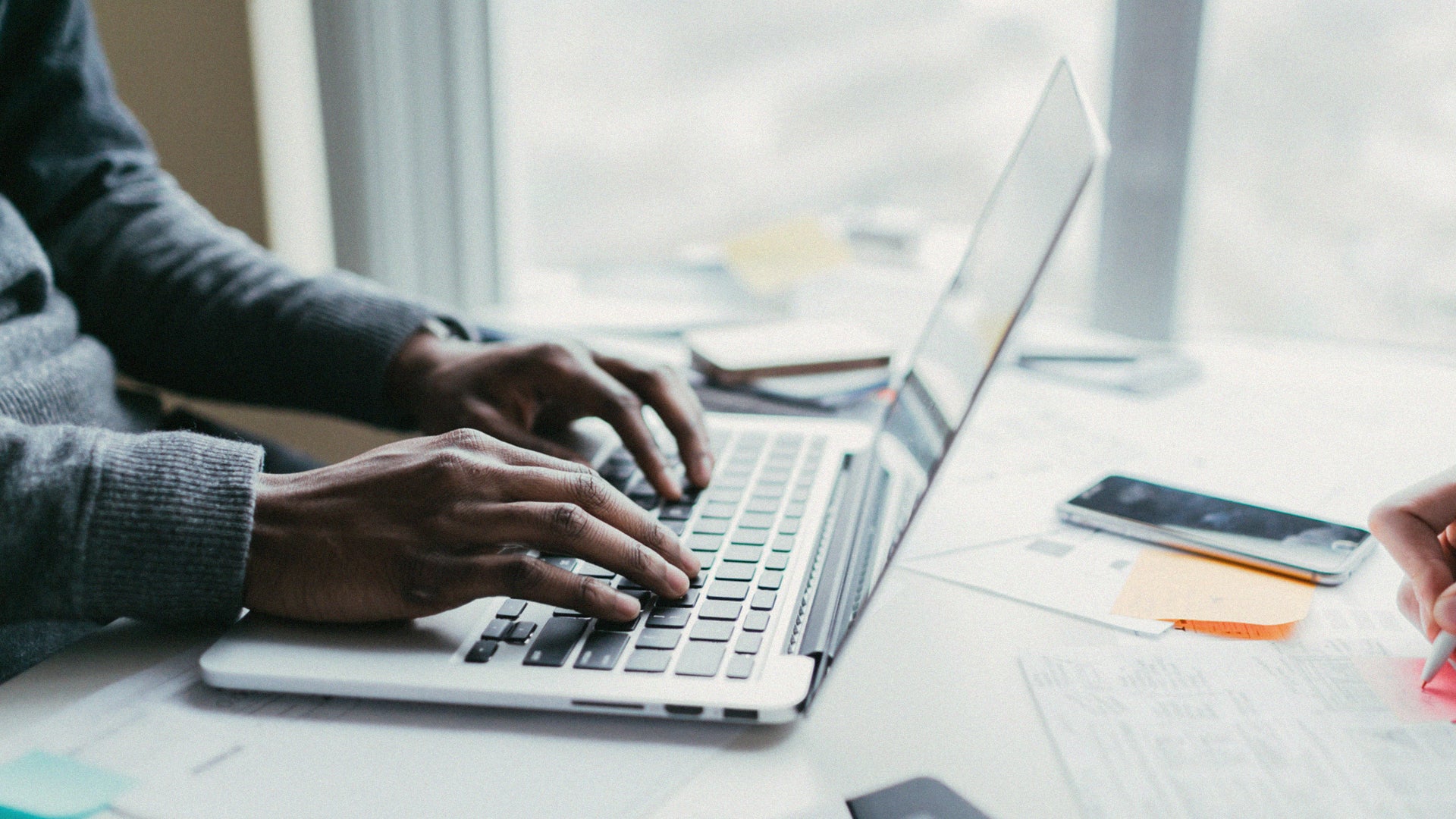 Use This Email Template To Kick Off A Senior-Level Job Search - Fast ...