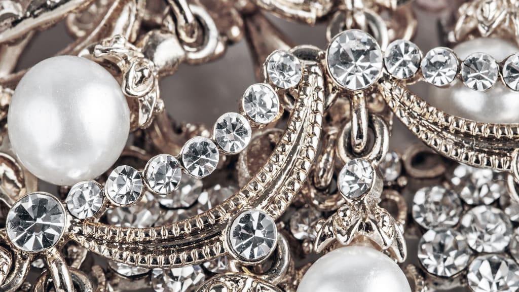 How Stella & Dot Is Giving Old-Fashioned Direct Sales A Mobile Makeover ...