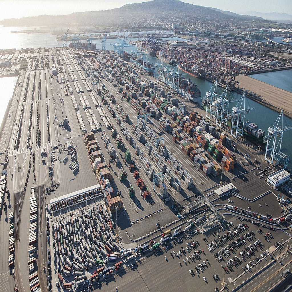 Amazing Aerial Photos Show The Enormous Cargo Traffic Jam At The Nation ...