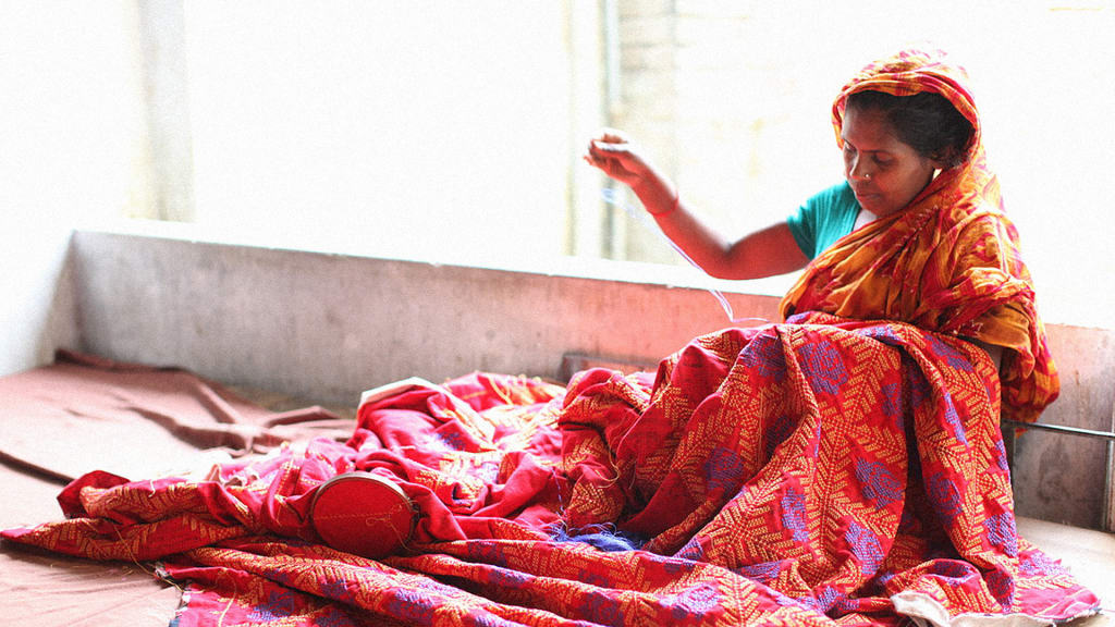 "Punk Princess" Zandra Rhodes Embraces Fair-Trade Fashion - Fast Company