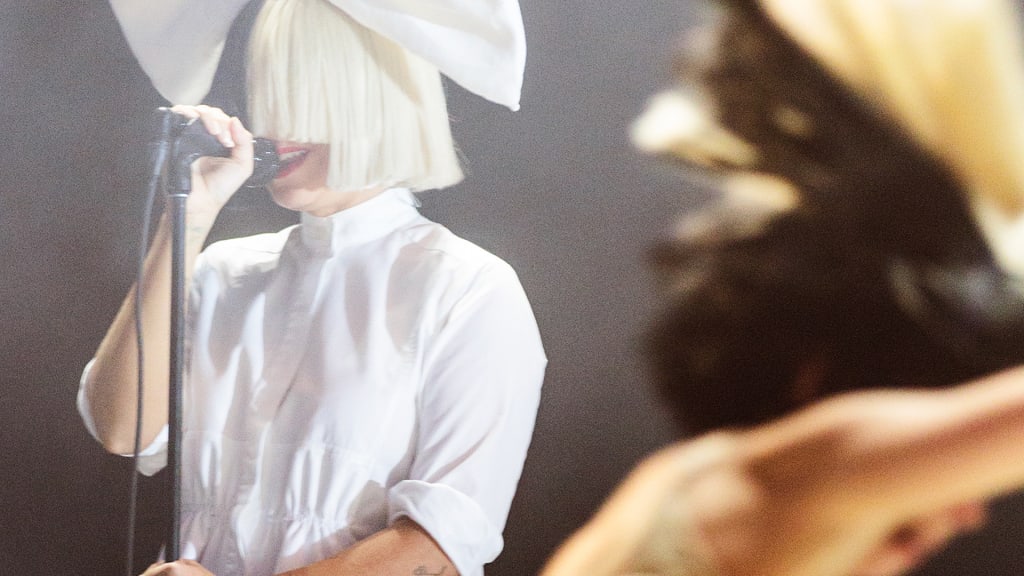 What I Learned When I Took My 10-Year-Old Daughter To a Sia Concert ...