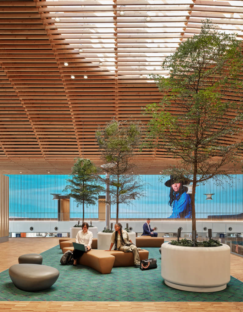 PDX's stunning new $2 billion renovation doubled the Portland airport's ...