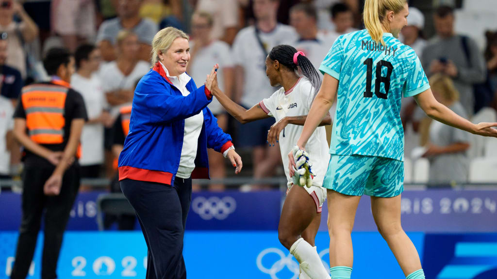 How to be a good leader according to USWNT coach Emma Hayes - Fast Company