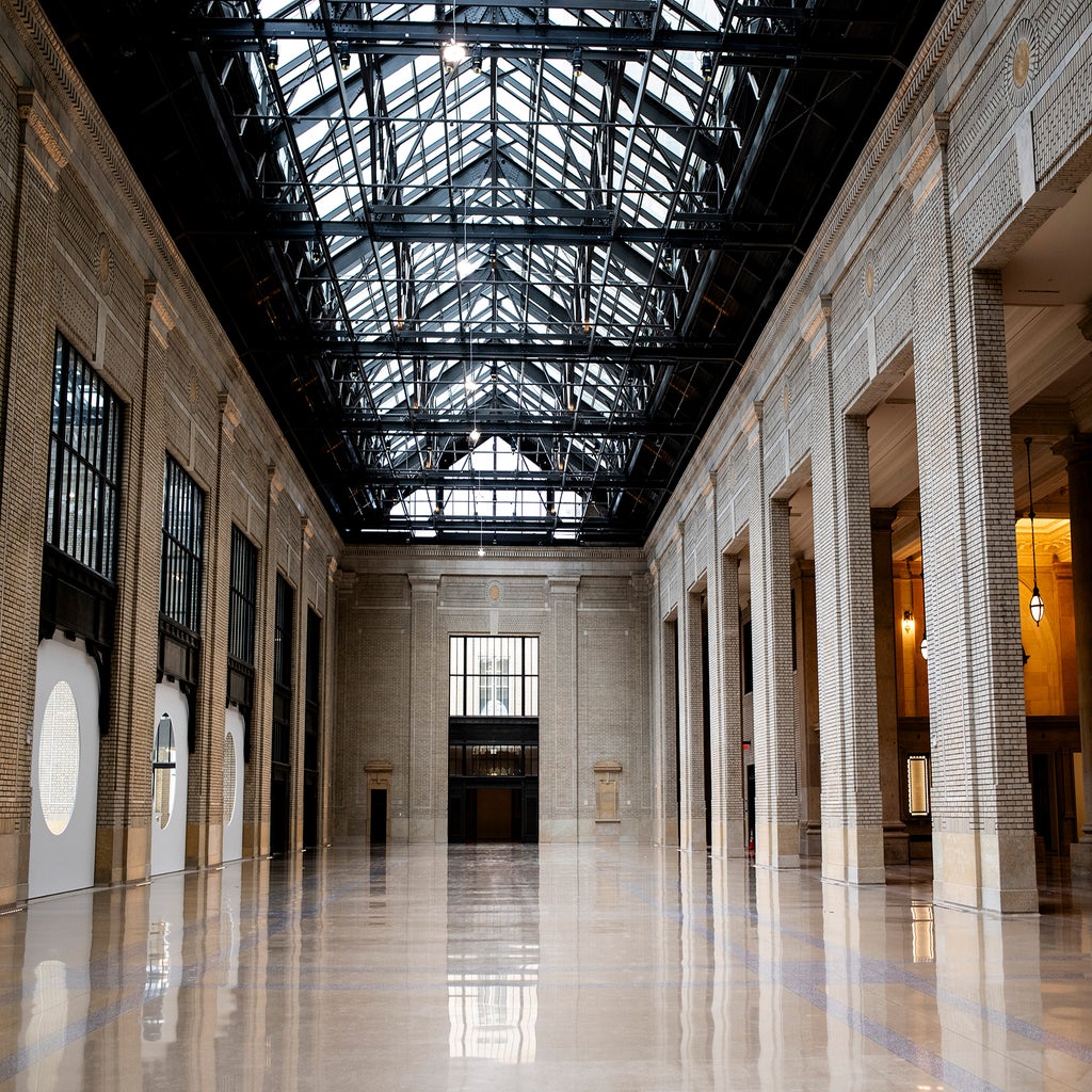 Ford's new Michigan Central Station is a $1 billion bet on Detroit ...