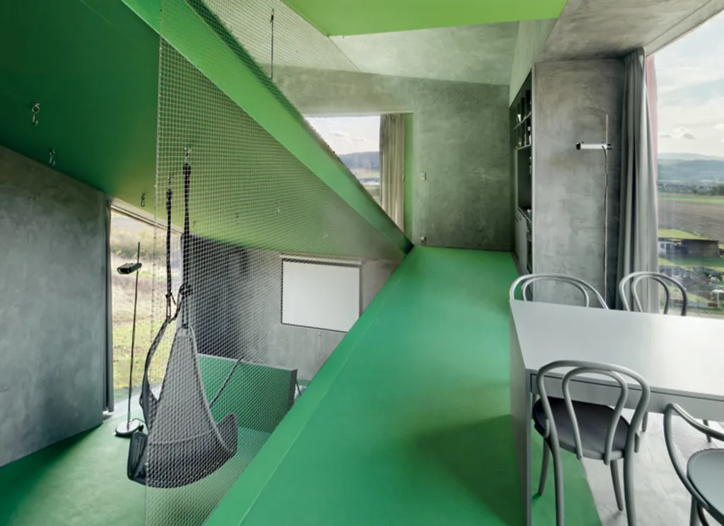 Smaller Than Your Living Room: 7 Of The World's Best Nano Houses - Fast ...