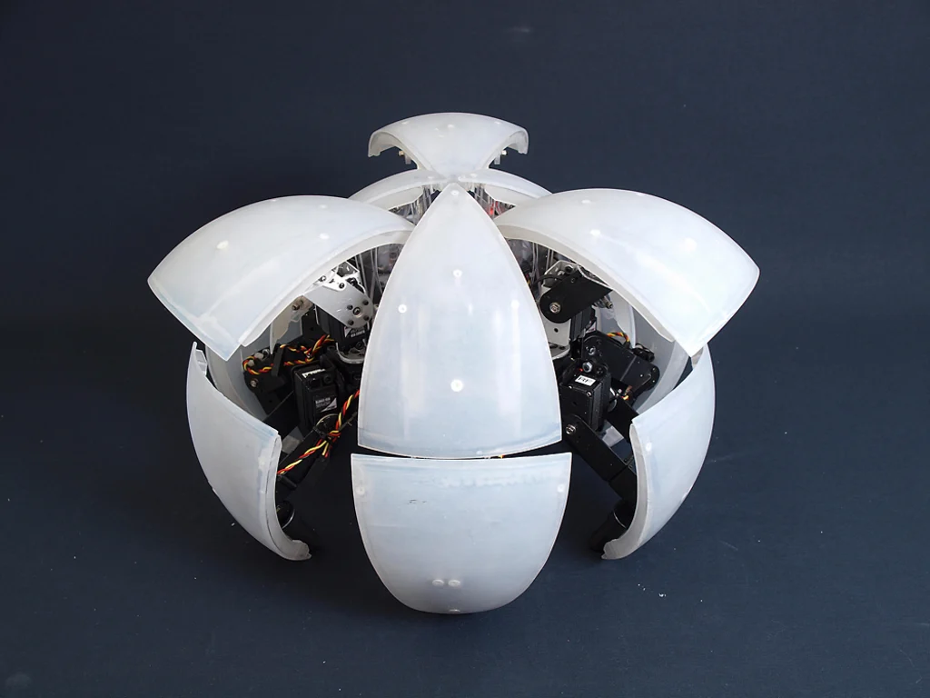 This Ingenious Robot Rolls, Unfolds, Then Scampers - Fast Company