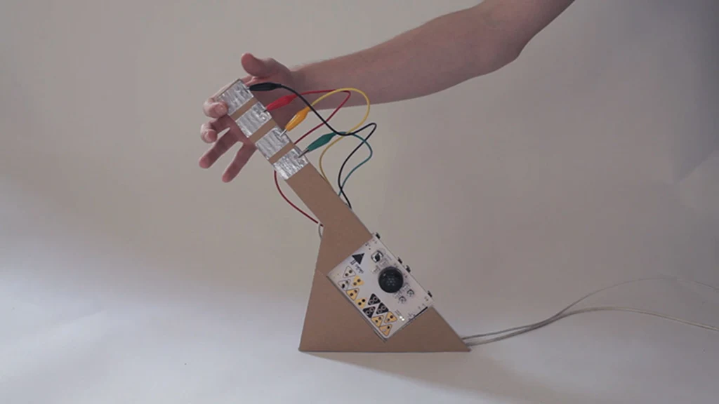 A Kid-Friendly Circuit Board Turns Everything Into A Musical Instrument ...
