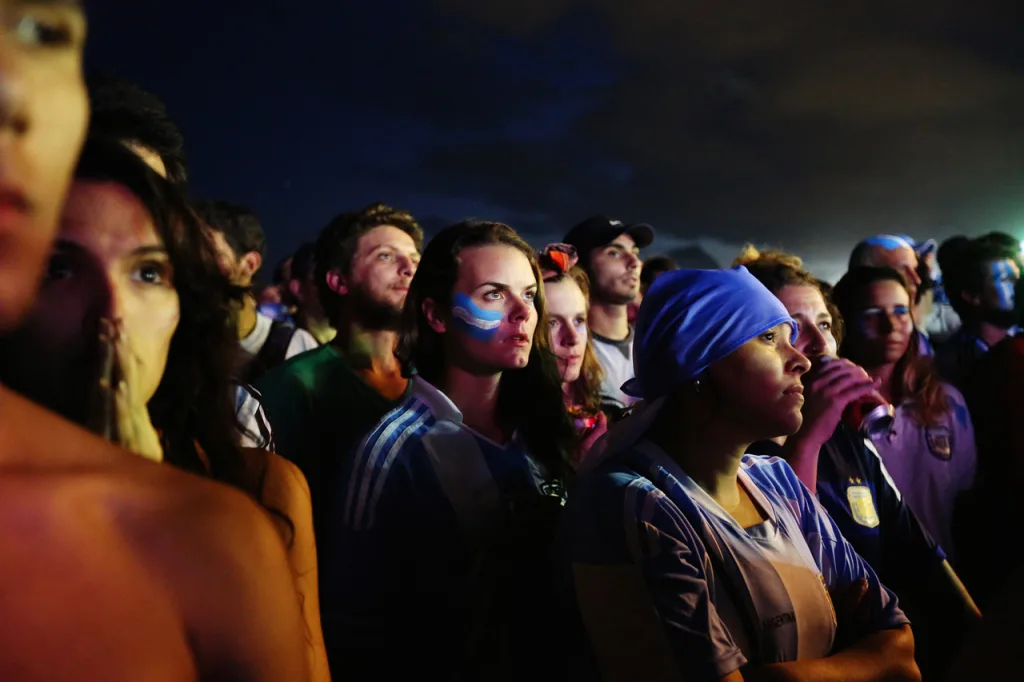 These portraits of fans prove why soccer is the greatest sport - Fast ...