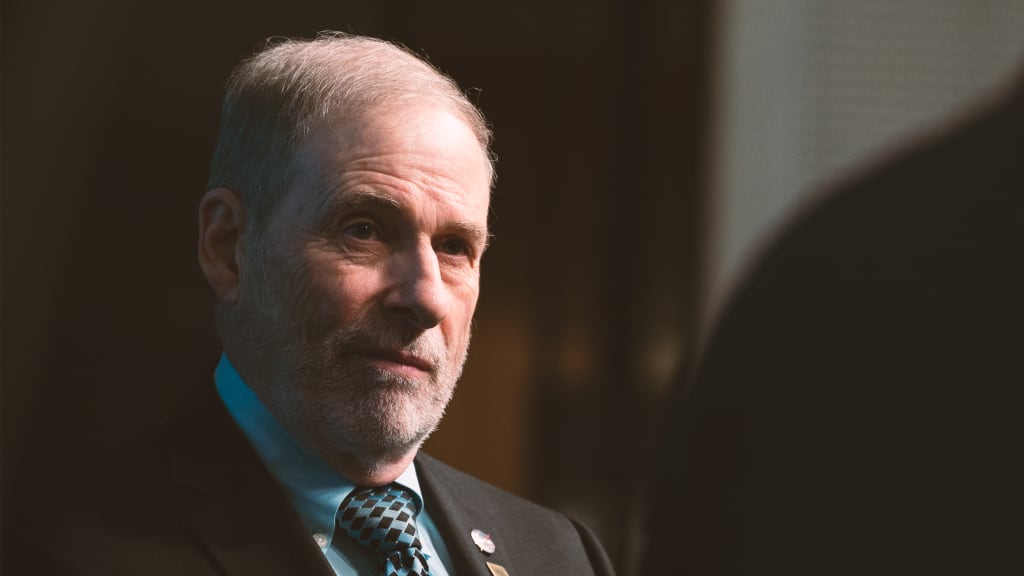 NASA's human spaceflight leader mysteriously resigns before big SpaceX ...