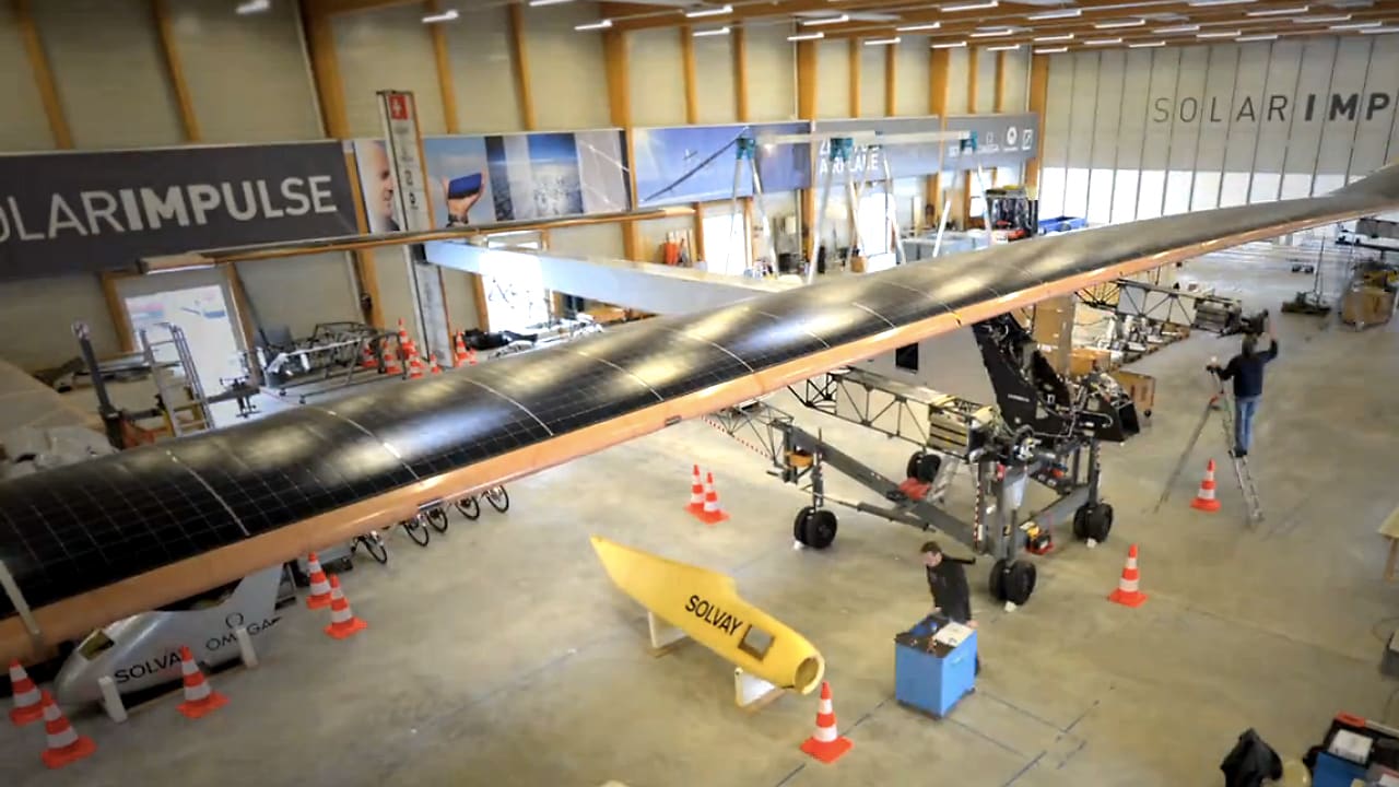 Take A Time-Lapse Look Inside A Solar-Powered Plane - Fast Company