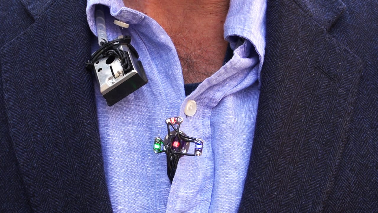 This Device Knows How Air Pollution Is Affecting You Right Now - Fast ...