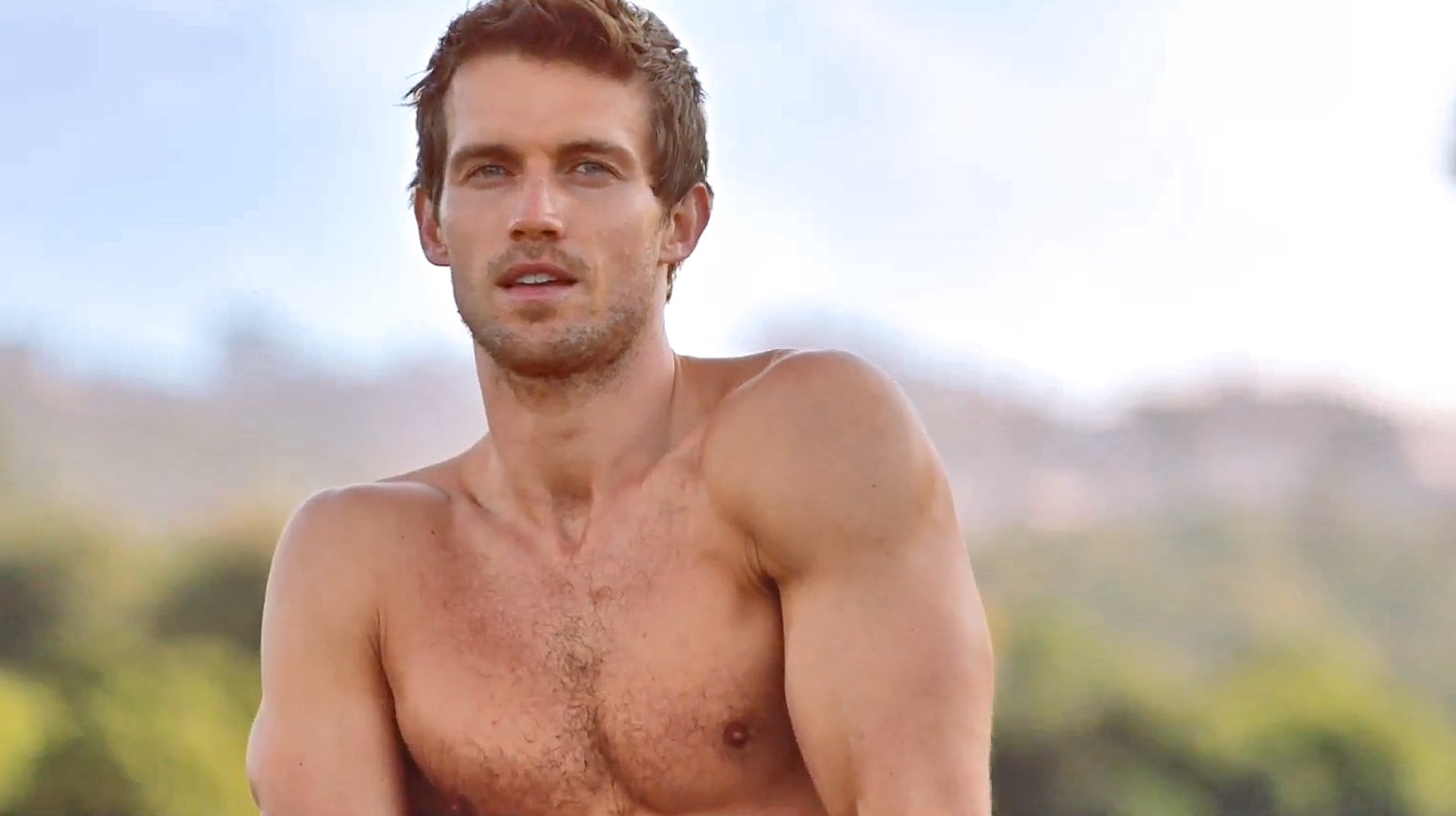 Diet Coke's New Hunk Sure Knows How to Wear Soda - Fast Company