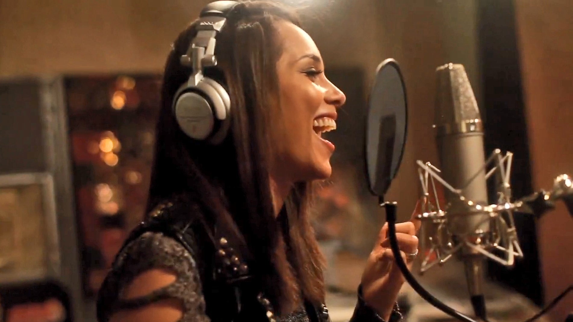Mason Jar Music Is Reinventing The Live Performance Sound, Making ...
