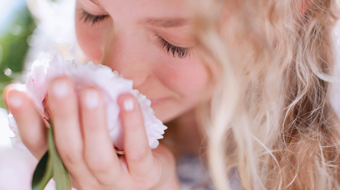 Smell The Love: How The Scent Of A Brand Creates Close Connections With ...