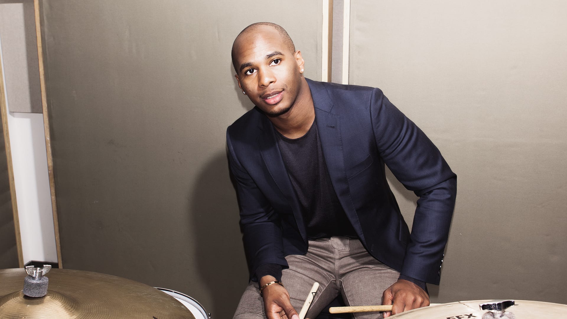 Gregory Lowe and SongBooth Harbor Creativity With 30-Second Video ...