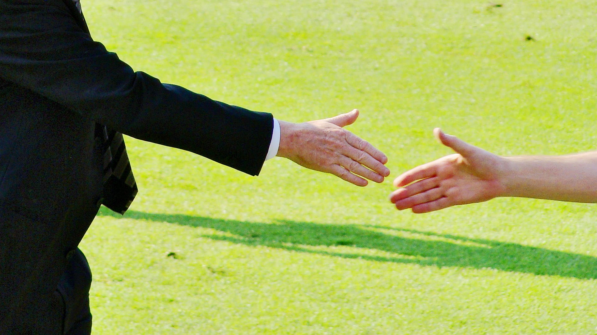 Networking Tips For The Well Adjusted - Fast Company