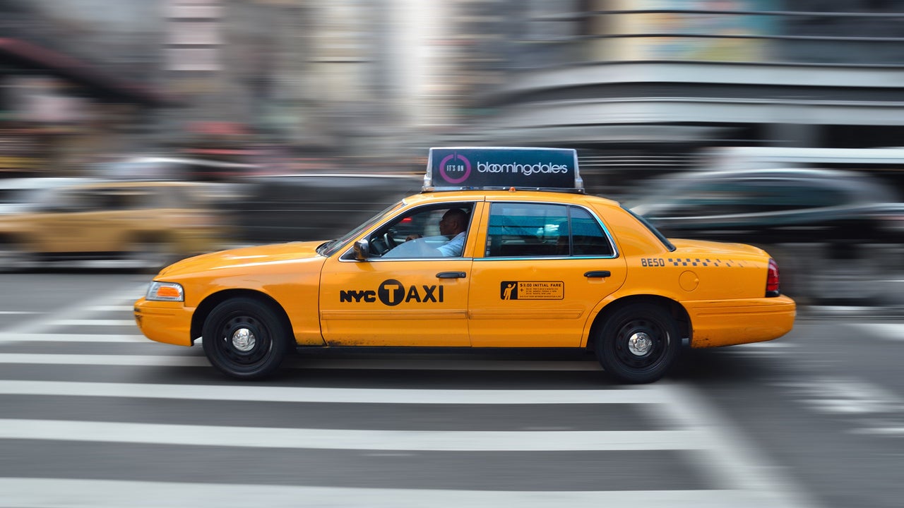 Not Many People Are Using Their Smartphones To Hail Taxis In NYC - Fast ...