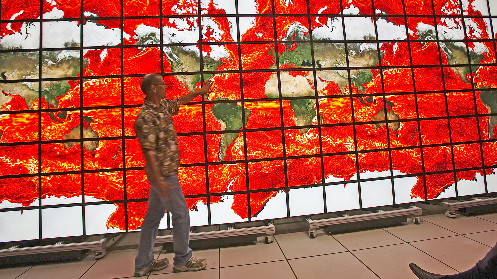 NASA's New Quarter-Gigapixel Hyperwall Will Display Epic Earth And ...