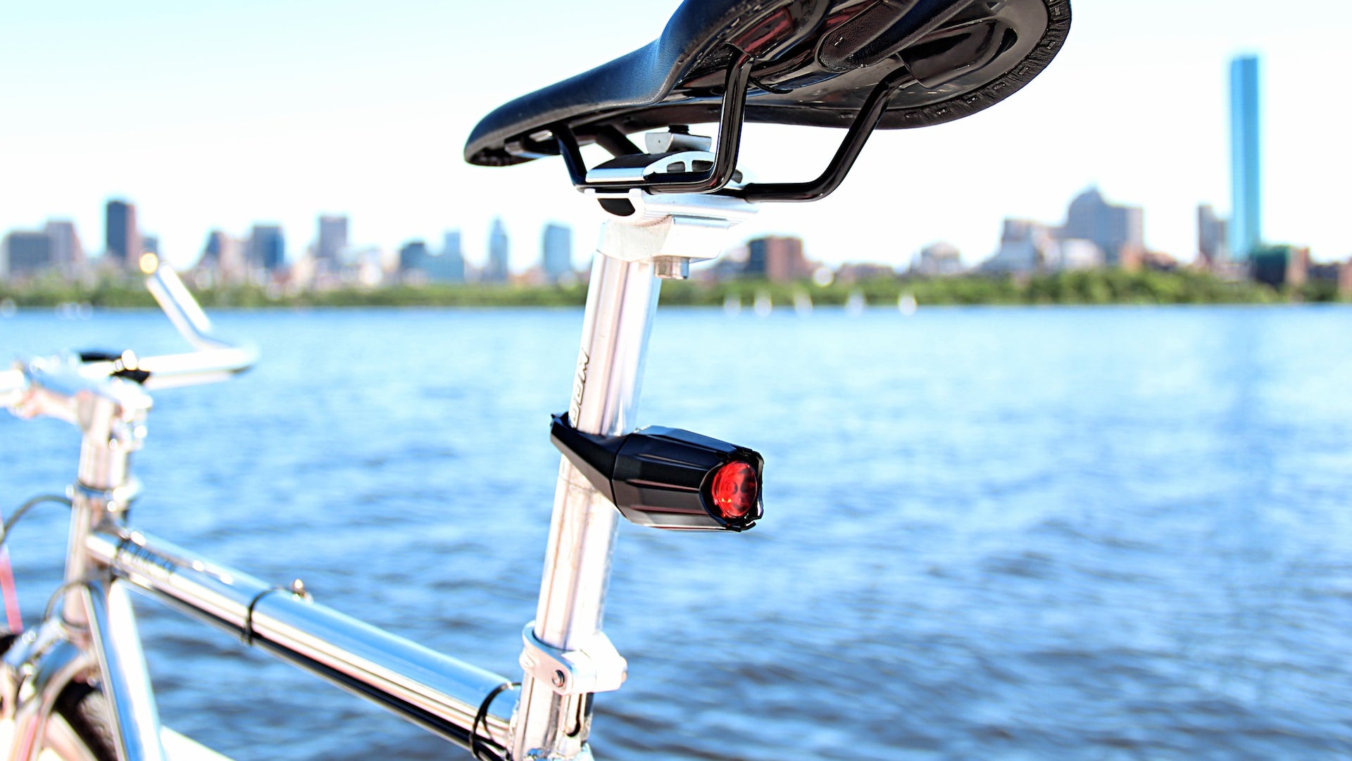 This Unstealable And Indestructible Bike Light Is The Last One You'll ...
