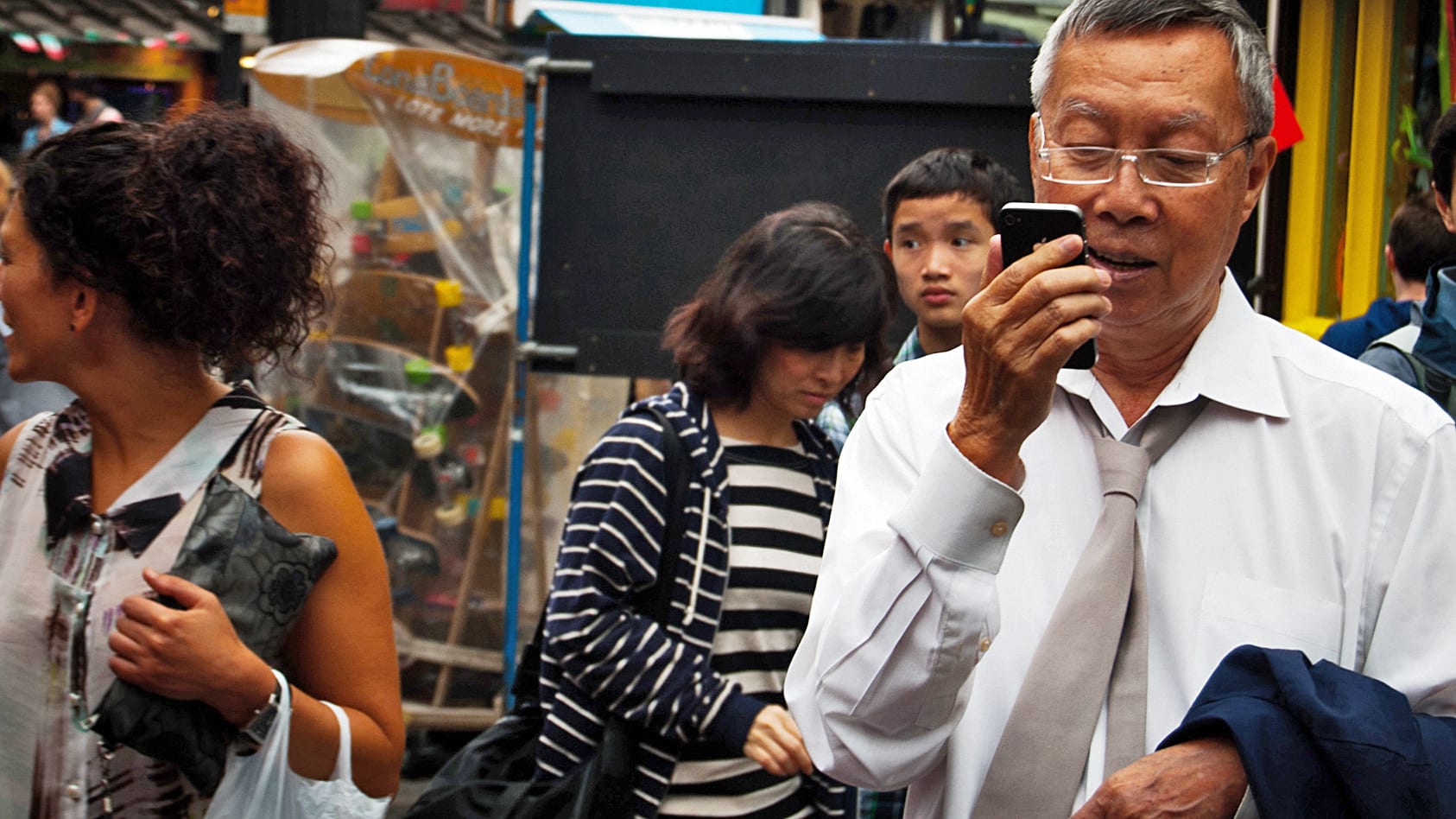 4 Ways To Cure Your Technological "Distraction Addiction" - Fast Company