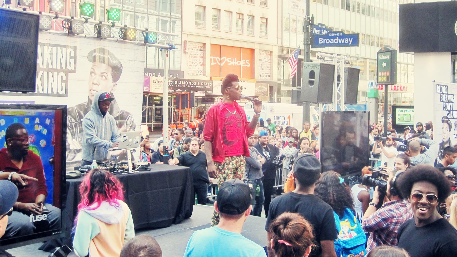 See Photos Of Big Freedia, The "Queen of Bounce," Setting Twerking ...