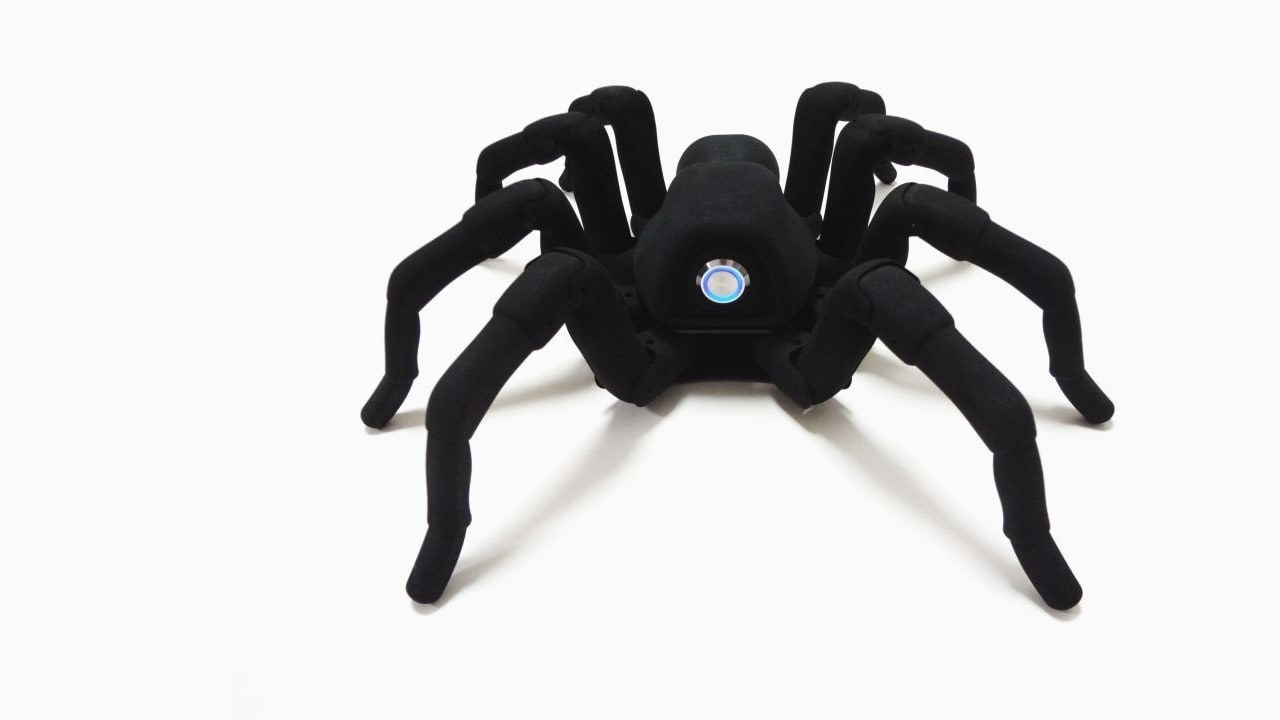 Kill It With Fire! A Giant Robot Spider Moves Like The Real Thing ...