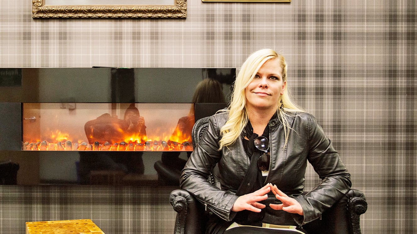 The Girl Gamers Of PMS Clan Can Pwn You Any Time Of The Month - Fast ...