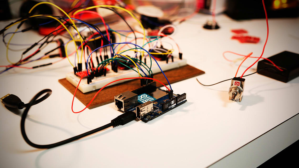 How To Virtually Unite Remote Teams With RFID, Arduino, And Beer - Fast ...